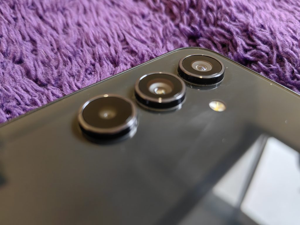 Na testu Samsung Galaxy A54: dober predstavnik srednjega razreda ...
