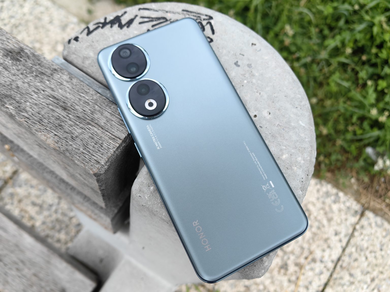 Na testu Honor 90: močan štart, slabši zaključek - Računalniške novice