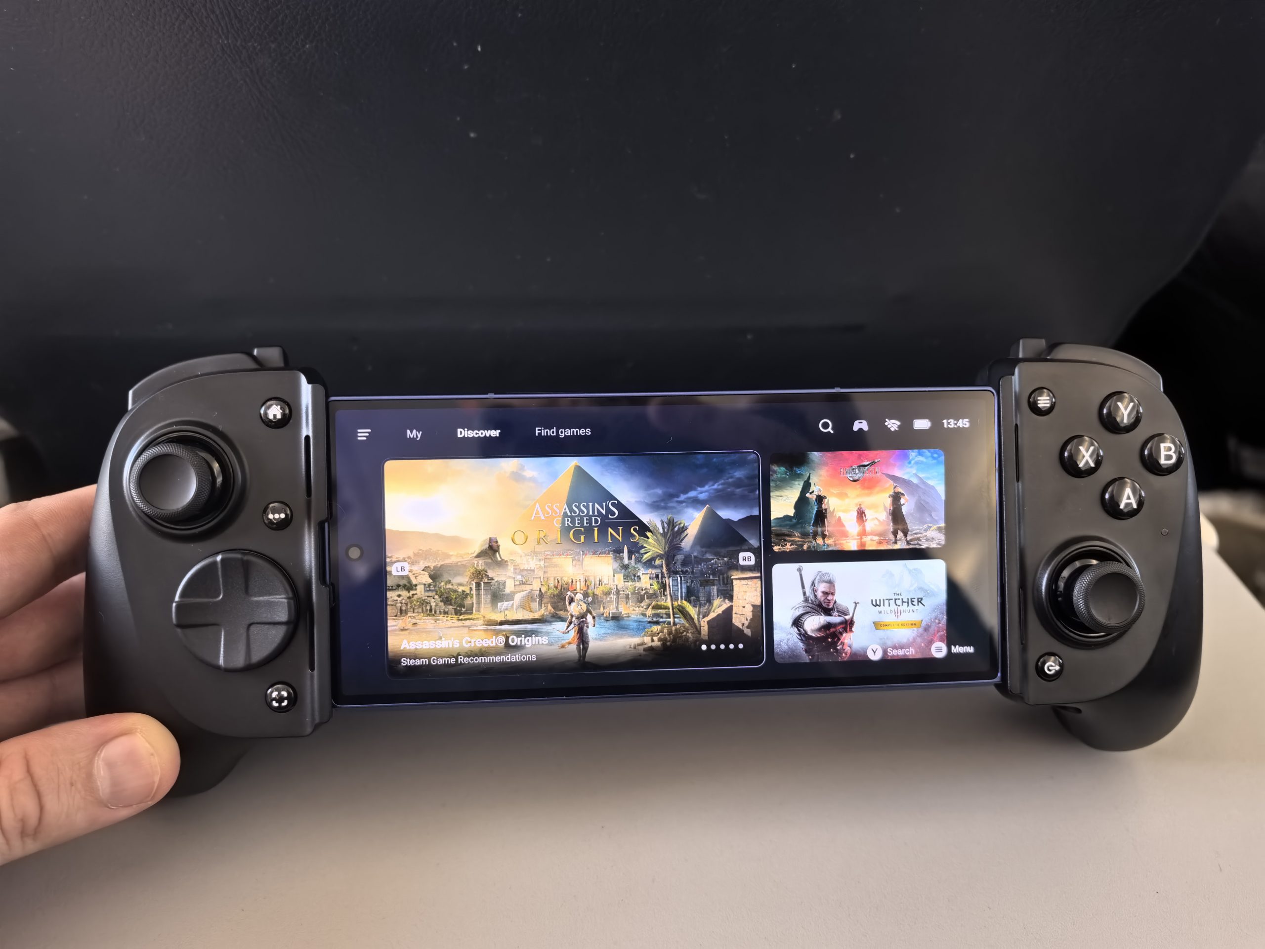 Test Razer Kishi V3 Pro – konzola v tvojem žepu? - Računalniške novice